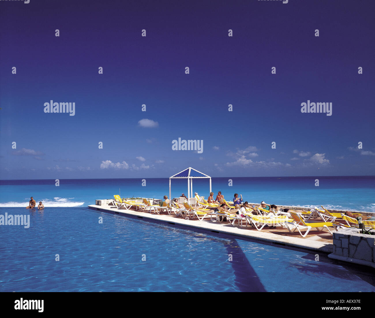 Cancun Beach CANCUN MEXICO Stock Photo - Alamy