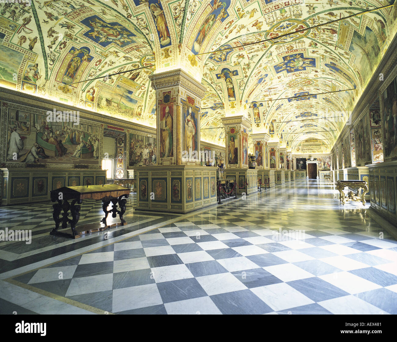 Biblioteca apostólica vaticana hi-res stock photography and images - Alamy