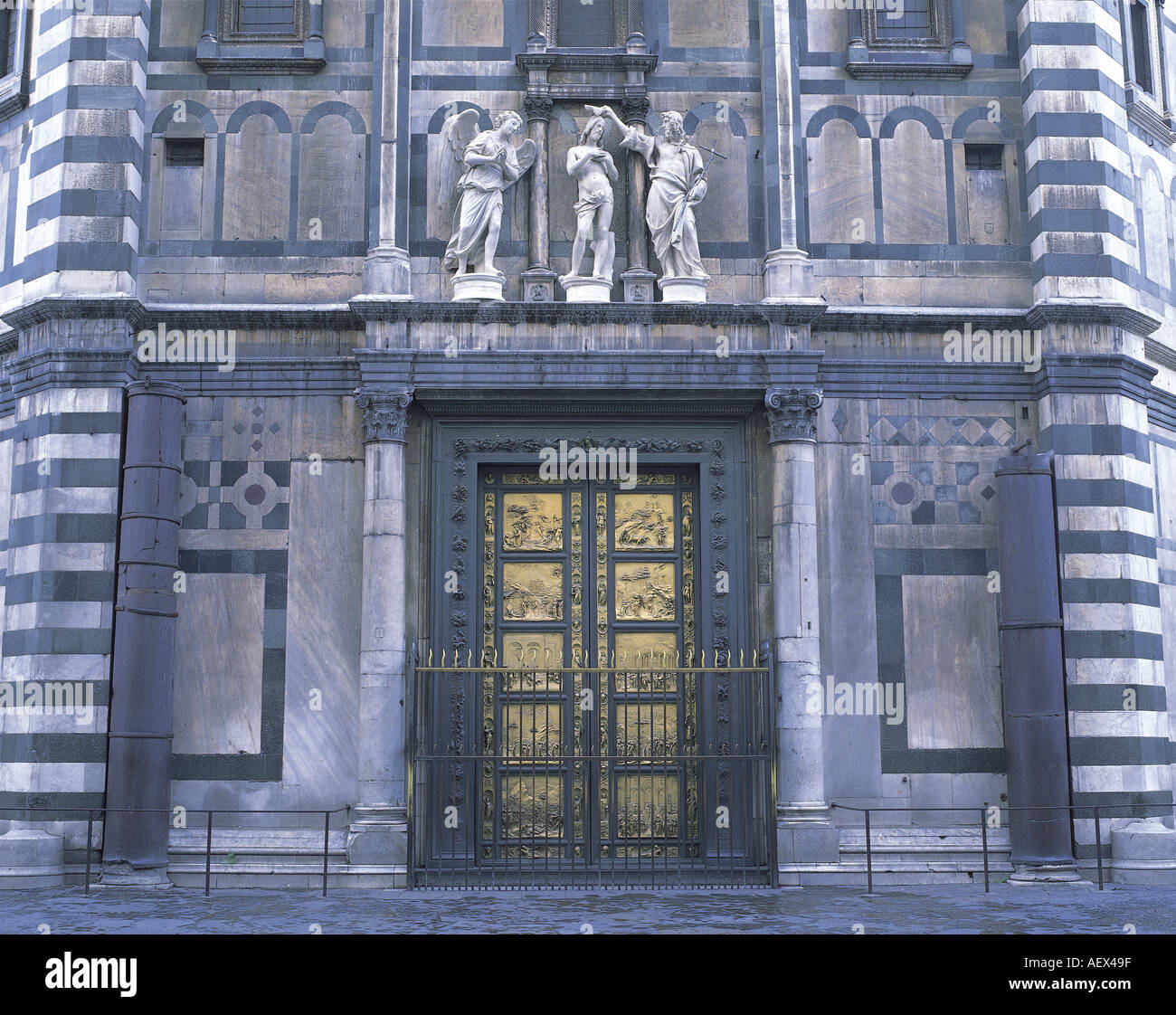 Firenze porta del paradiso hi-res stock photography and images - Alamy