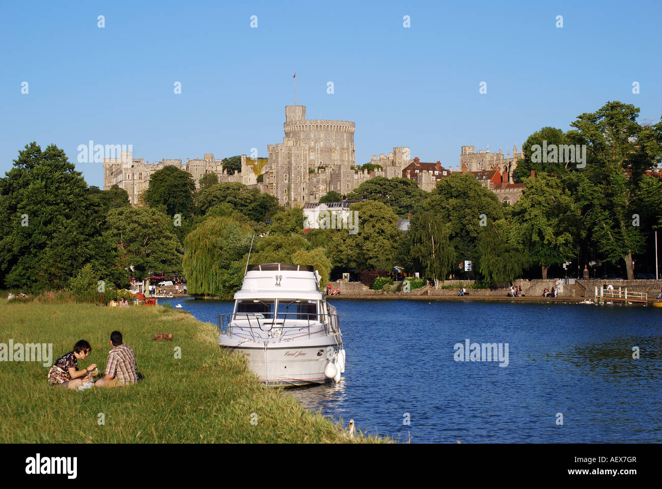 Windsor Castle over River Thames, Windsor, Berkshire, England, United ...