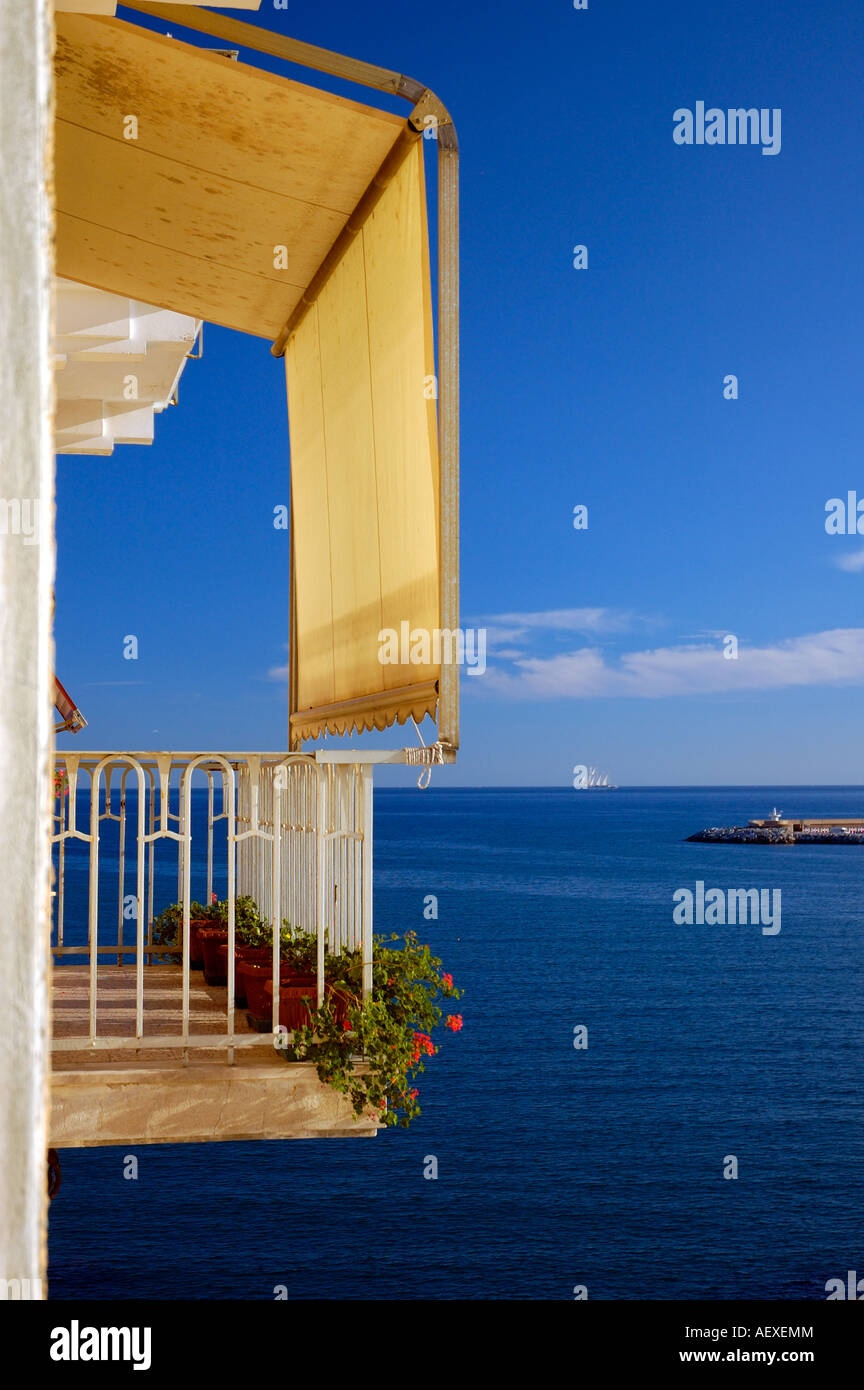 Wrought iron railings italy hi-res stock photography and images - Alamy