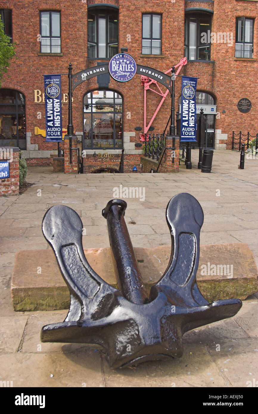 Liverpool docks 1960s hi-res stock photography and images - Alamy