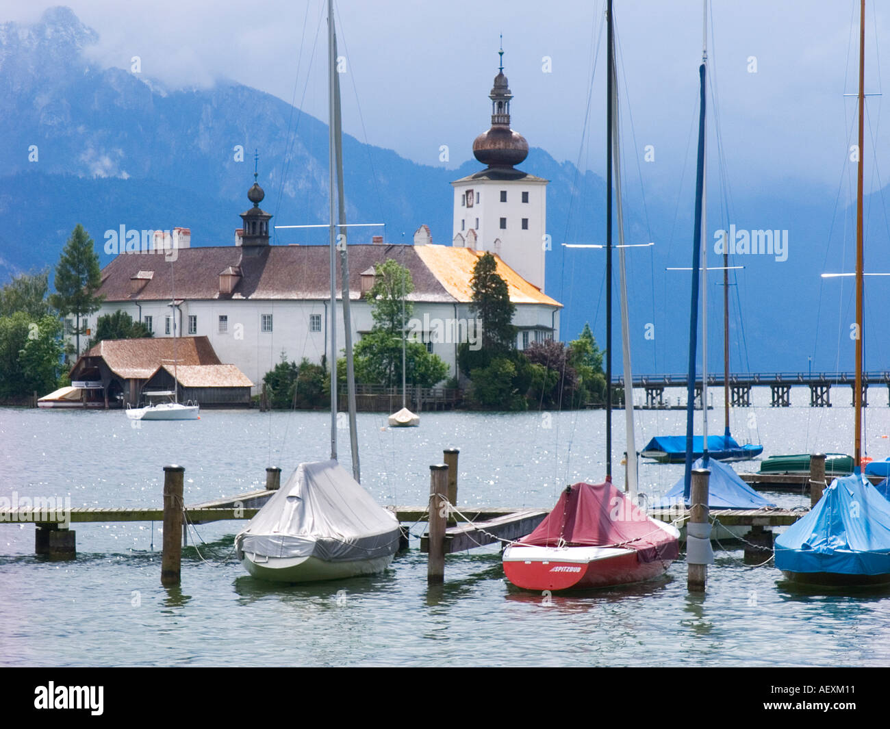 Seeschloss am Ort castle at Ort schloss lake water Traunsee traun ...