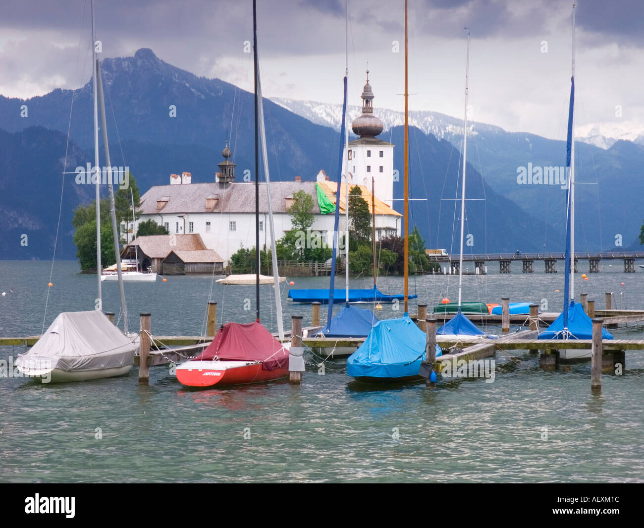 Seeschloss am Ort castle at Ort schloss lake water Traunsee traun ...