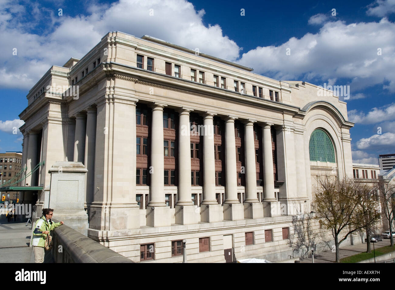 Building in Ottawa Canada Stock Photo - Alamy
