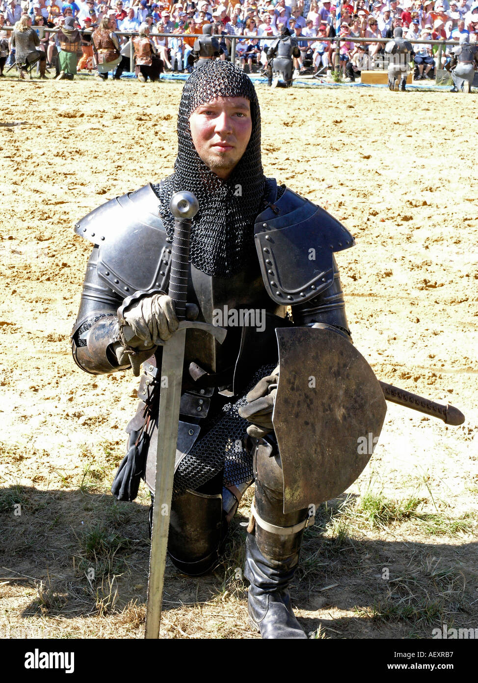 Medieval Knight metal Armour Stock Photo - Alamy