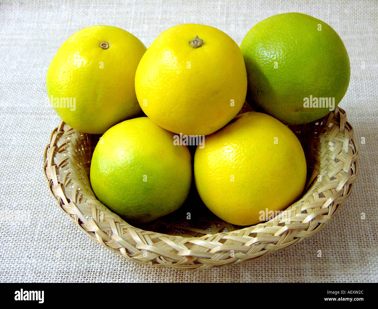 ADC71092 5 Five green color sweet lime fruit food round basket healthy ...