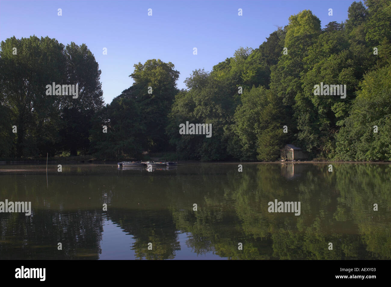 Swanbourne lake lodge hi-res stock photography and images - Alamy