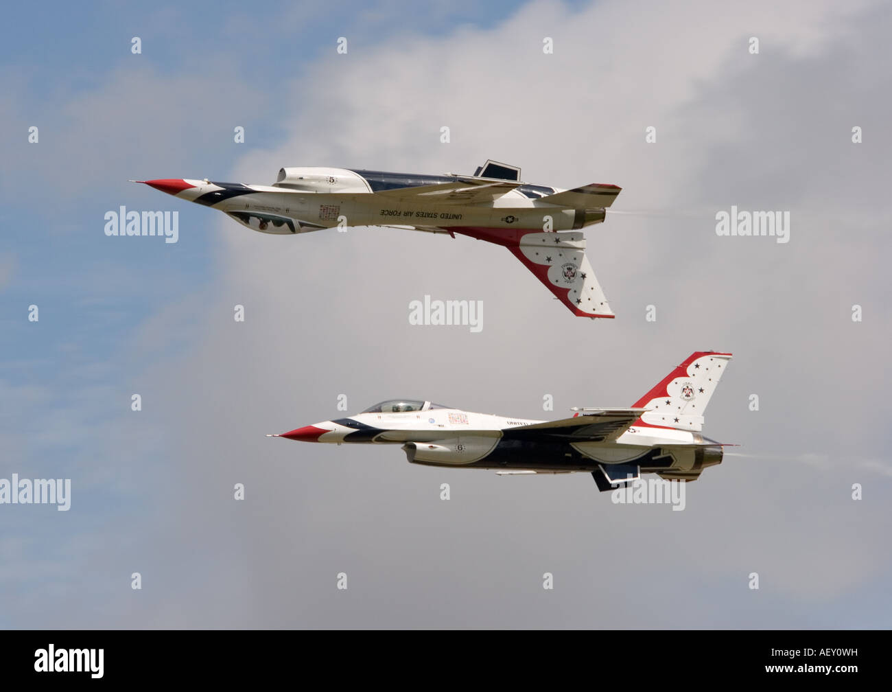 United States Air Force Thunderbirds aerobatic display team at RIAT RAF ...