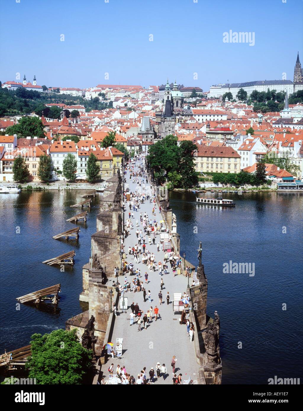 Karluv most World Heritage PRAHA CZECH Stock Photo - Alamy
