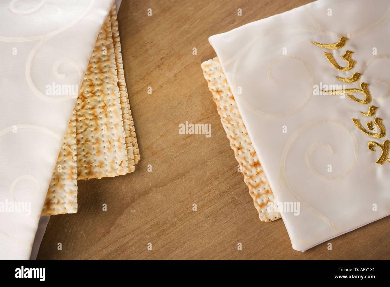 Under cloth hi-res stock photography and images - Alamy