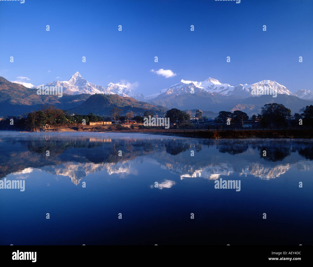 Pewa lake hi-res stock photography and images - Alamy