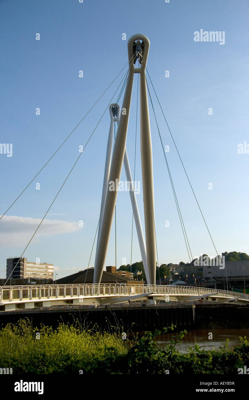 Usk footbridge hi-res stock photography and images - Alamy