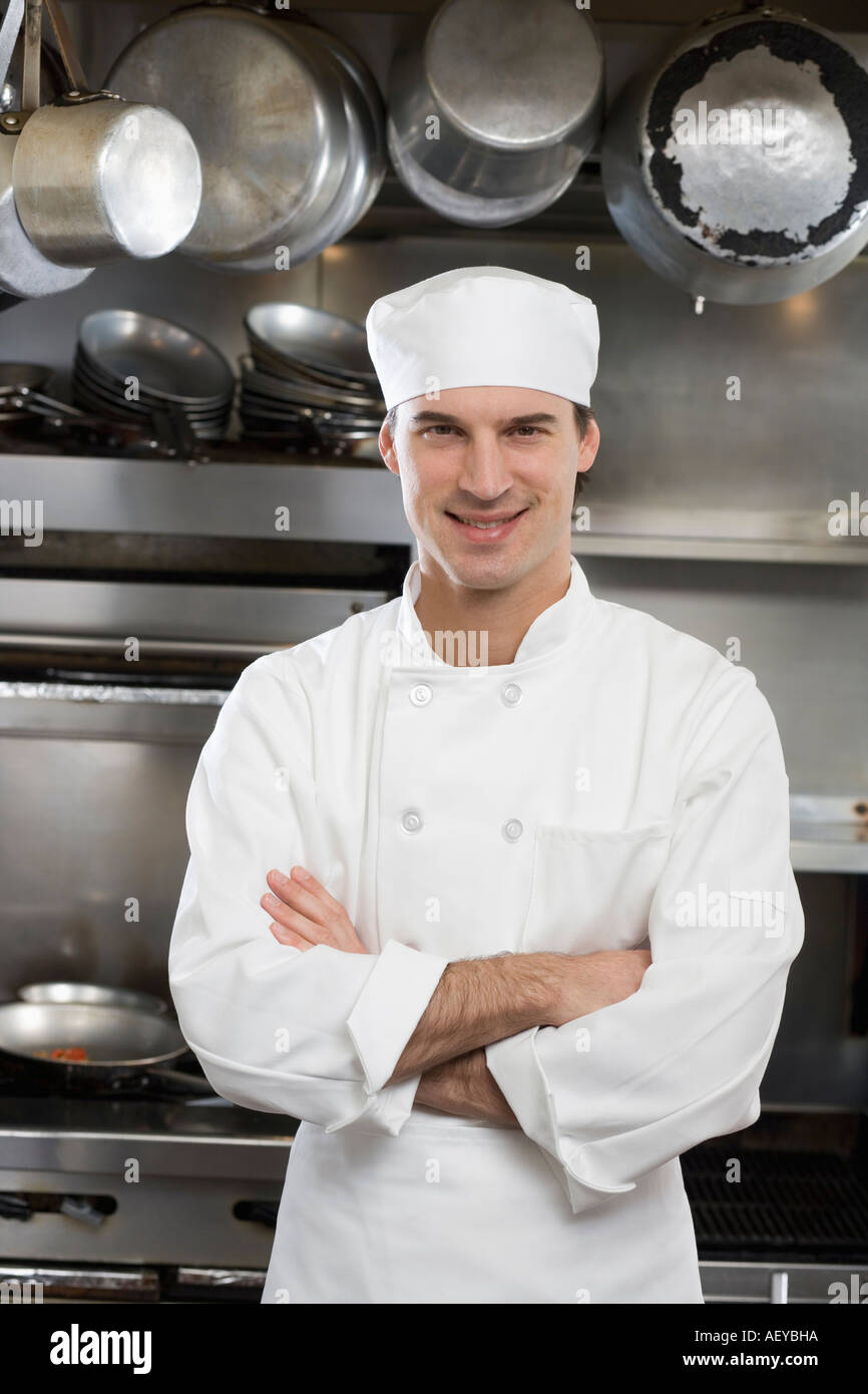 Male chef in restaurant kitchen Stock Photo - Alamy