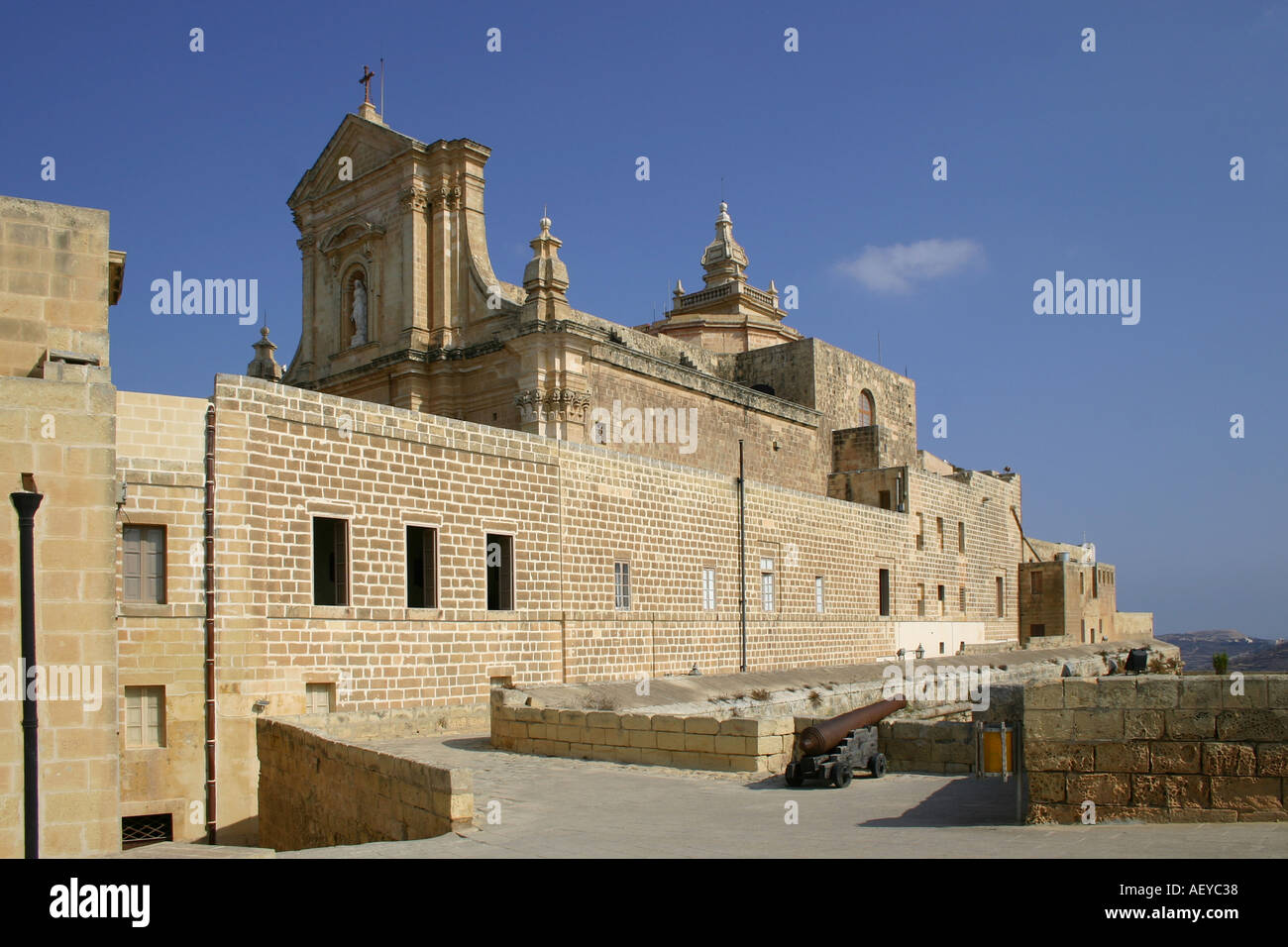 Santa marija cathedral hi-res stock photography and images - Alamy
