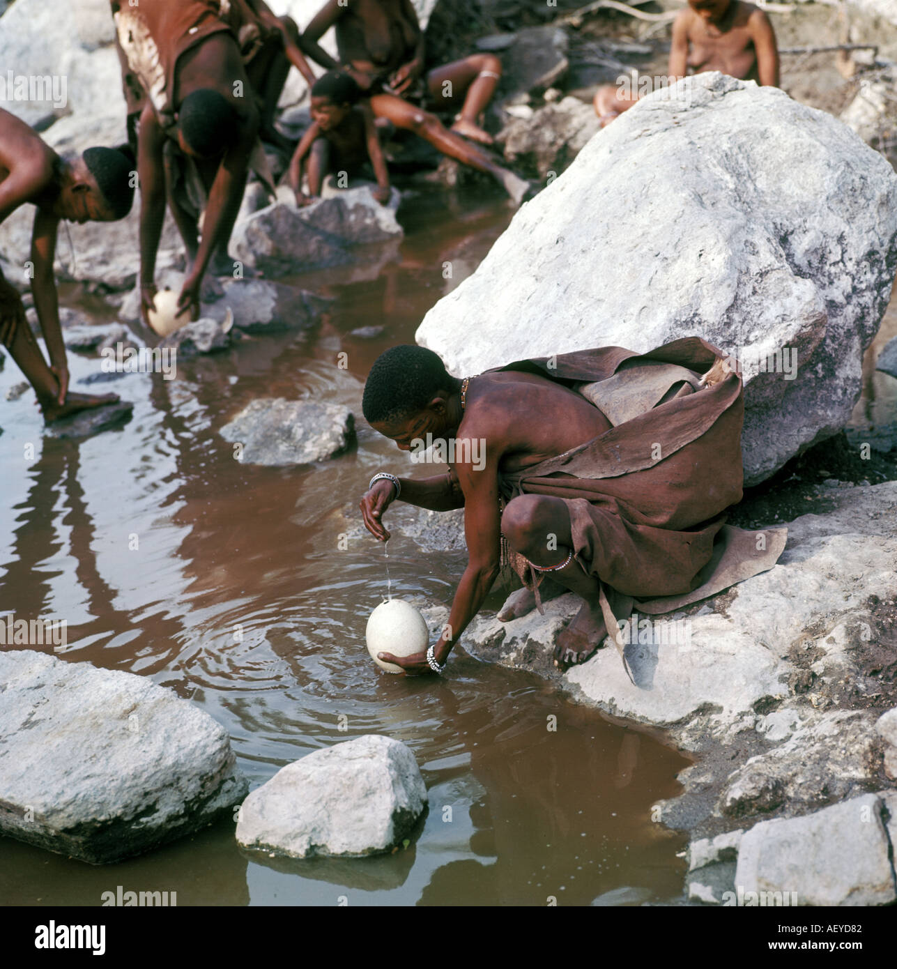 Africa bushmen hi-res stock photography and images - Alamy