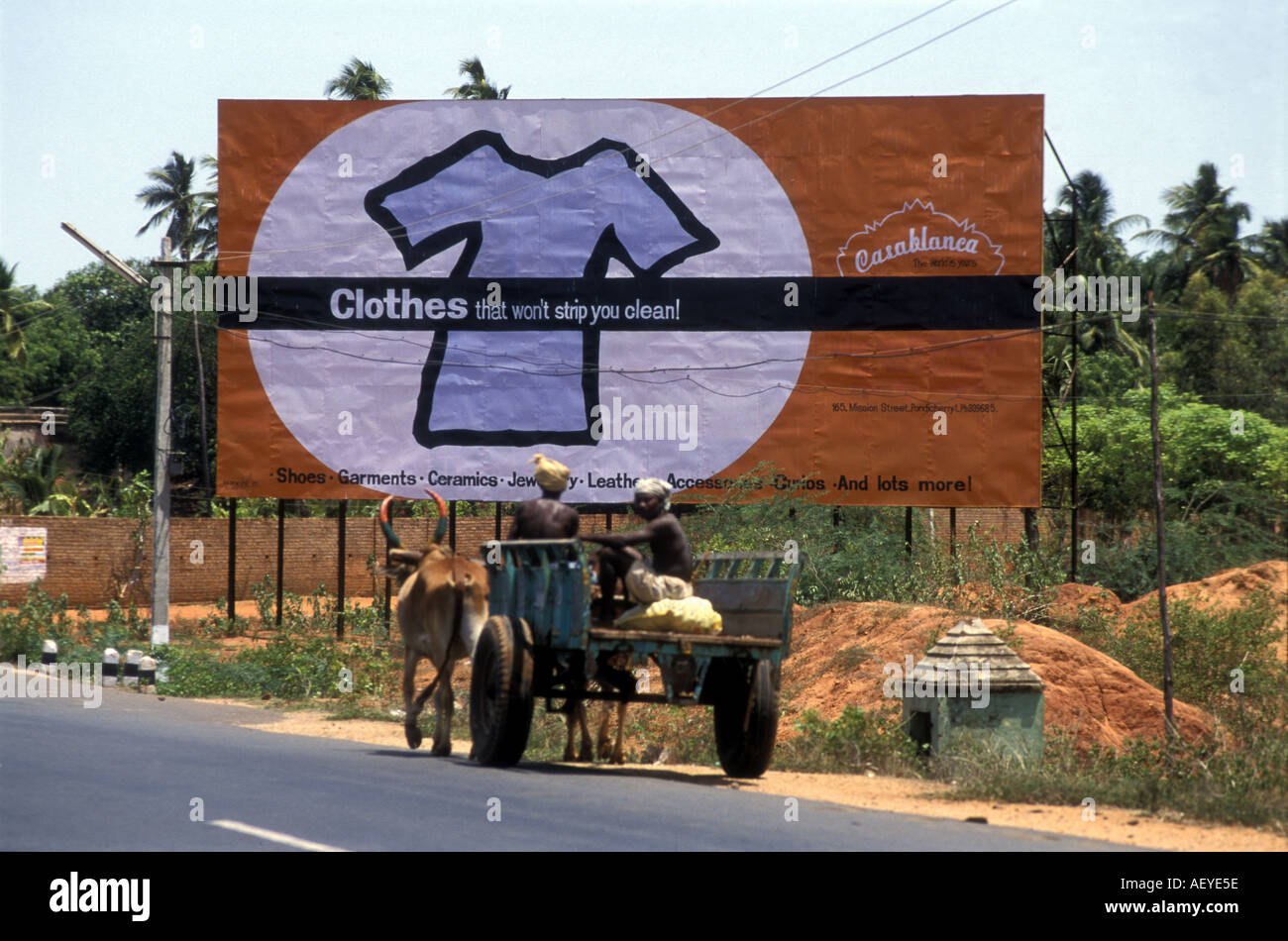 Advertising poster india hi-res stock photography and images - Alamy