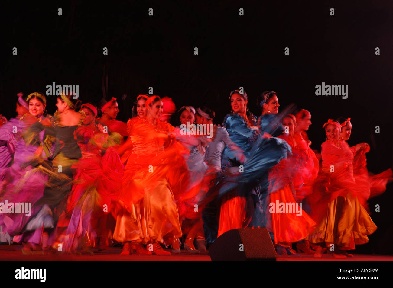 Dancers girls hi-res stock photography and images - Alamy