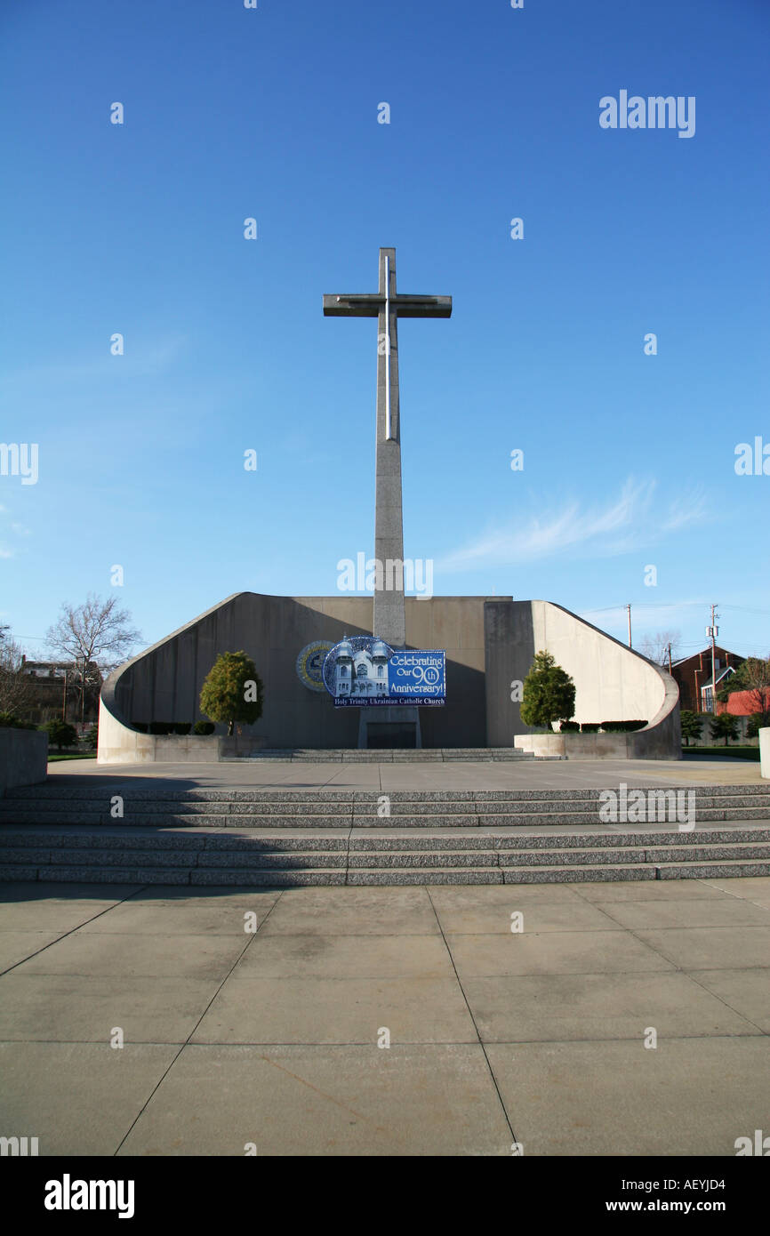 Cross Monument Holy Trinity Ukrainian Catholic Church Youngstown Ohio ...
