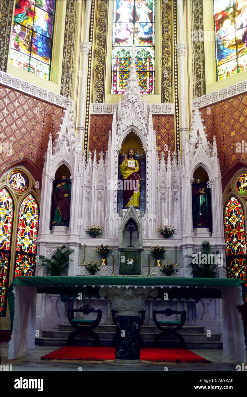 NPP71182 The Altar in the Holy Name Cathedral Church Christianity ...