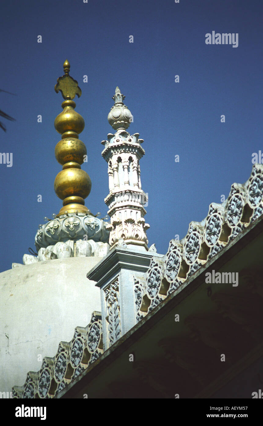 NPP71209 Dome and minaret of Minara Masjid mosque Islam Mohamed Ali ...