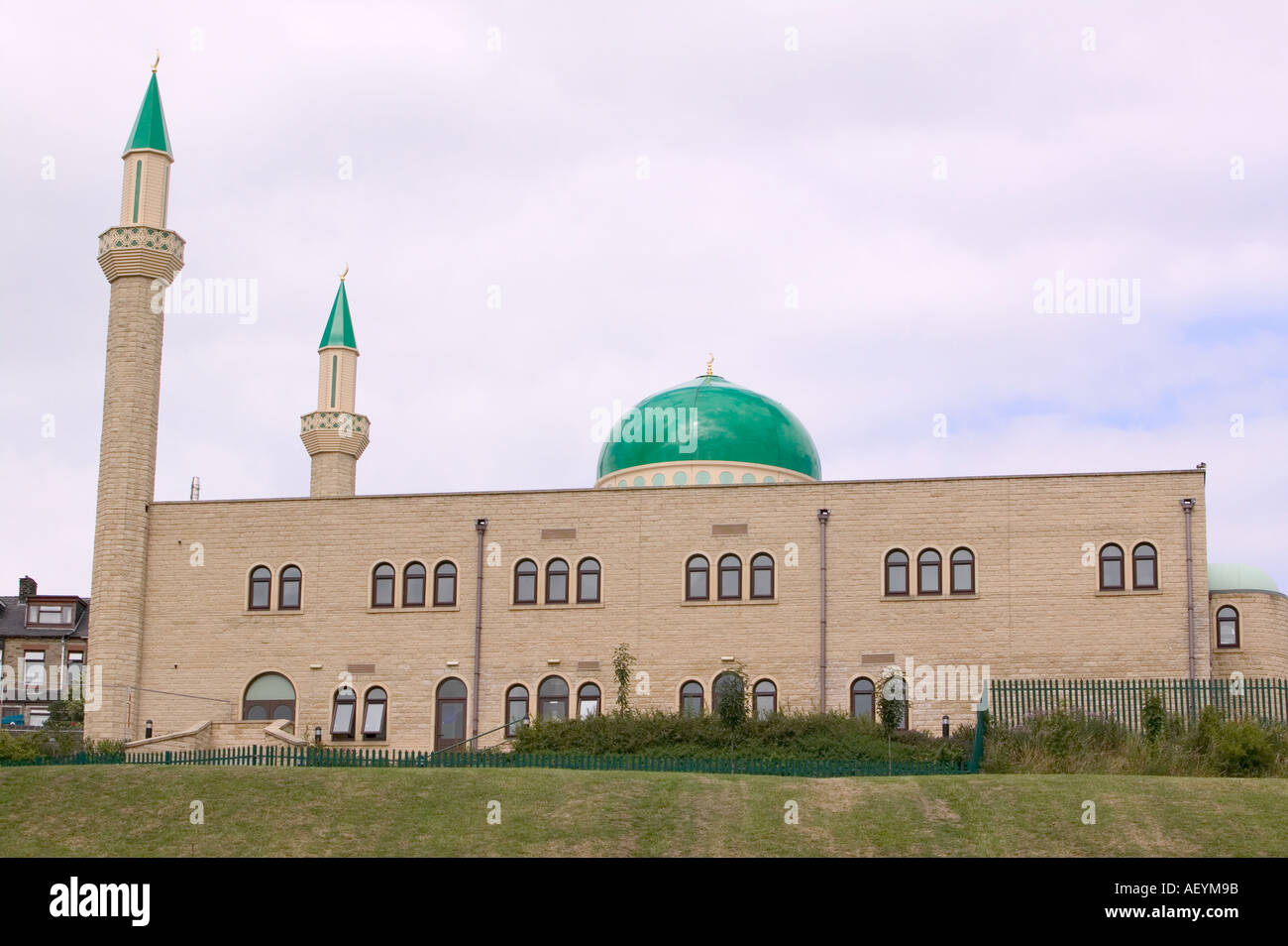 Mosque bradford hi-res stock photography and images - Alamy