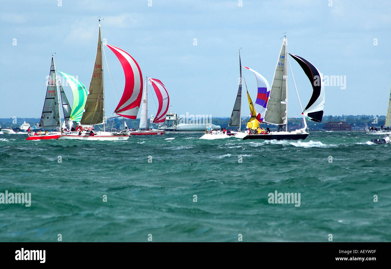 Racing yachts hi-res stock photography and images - Alamy