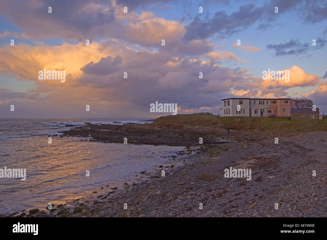 Calm sea beadnell bay hi-res stock photography and images - Alamy