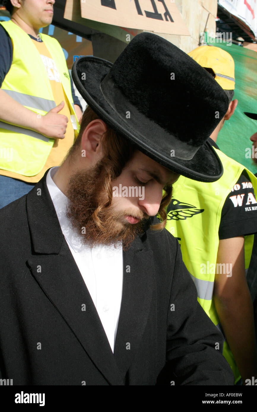 Lag Ba omer pilgrims meron israel Stock Photo - Alamy