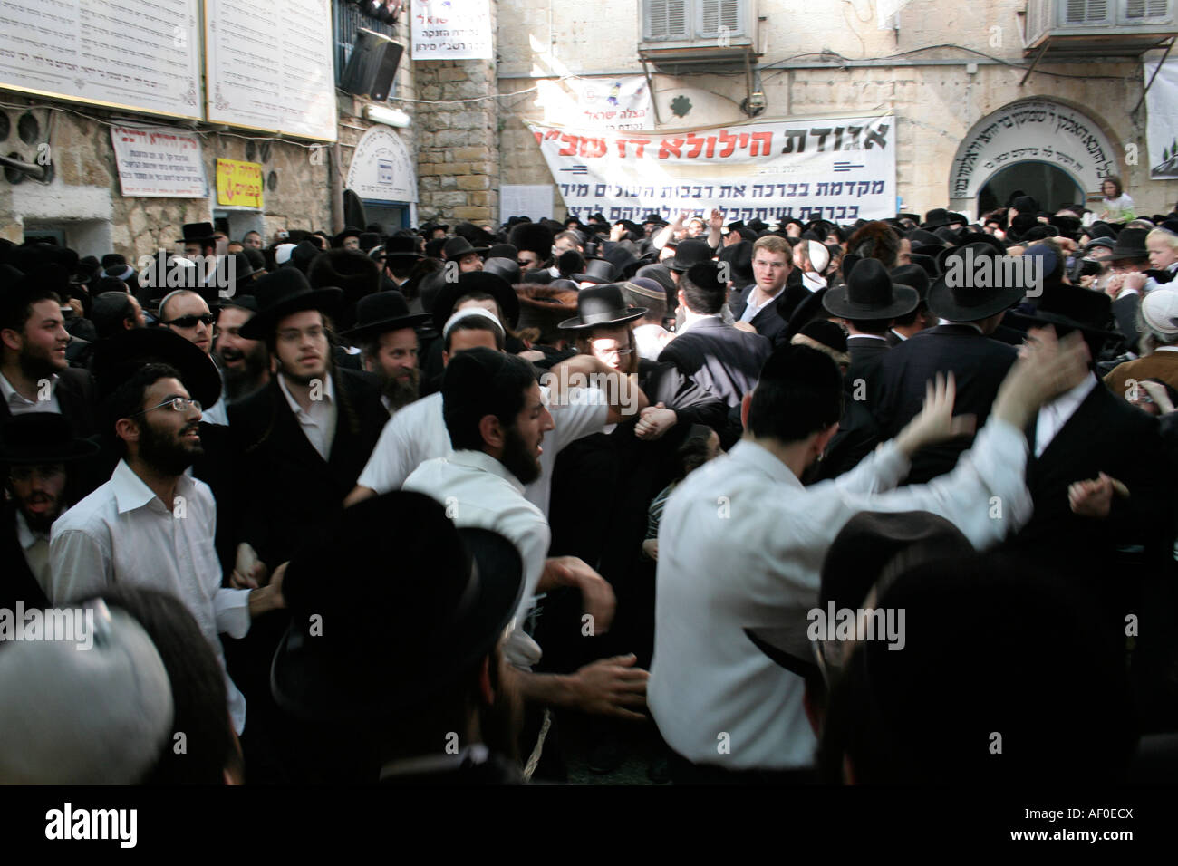 Lag Ba omer pilgrims meron israel Stock Photo - Alamy