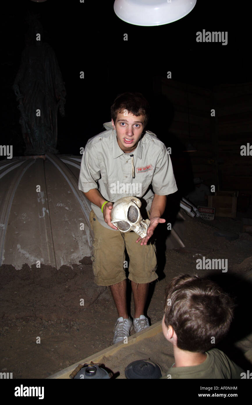 Tour Guide shows a Alien SKULL Top secret attraction Wisconsin Dells ...