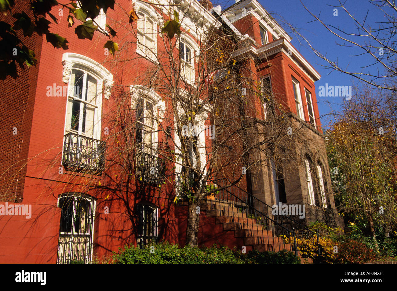Georgetown private homes buildings hi-res stock photography and images ...