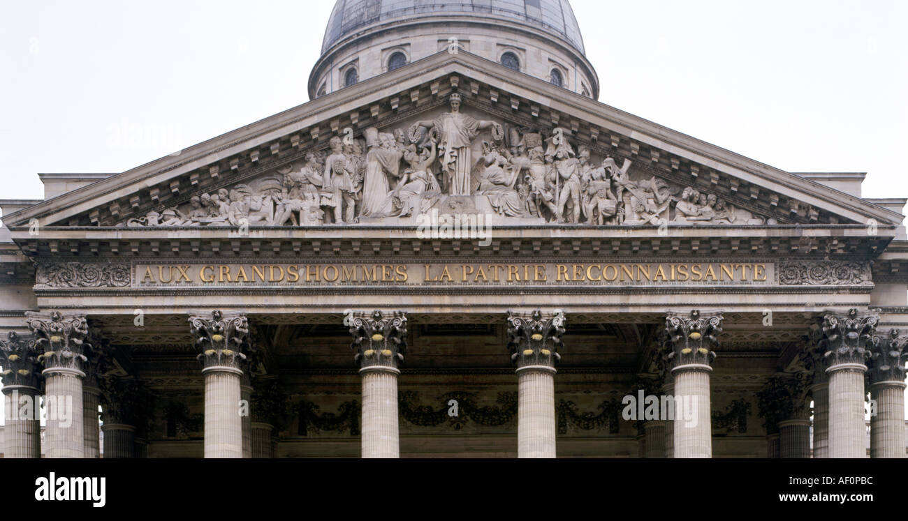 Tympanon architektur hi-res stock photography and images - Alamy