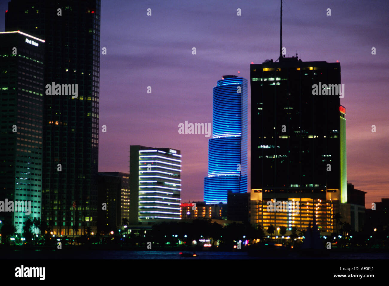 Modern miami skyscrapers lit night hi-res stock photography and images ...