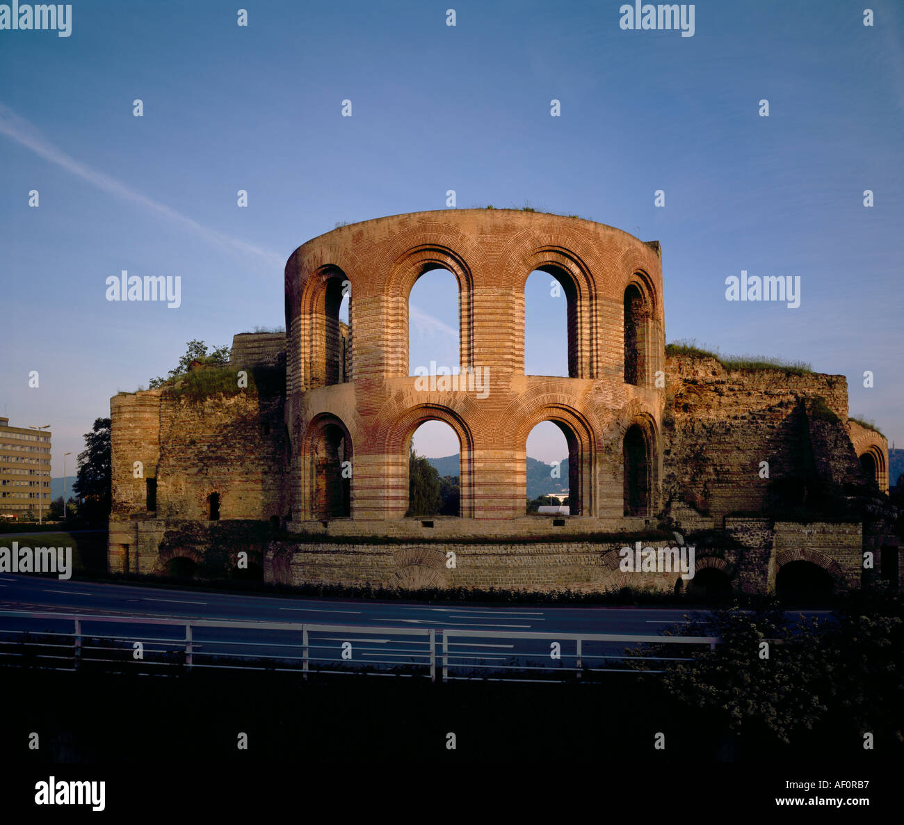 Trier, Kaiserthermen, Blick von Osten Stock Photo - Alamy