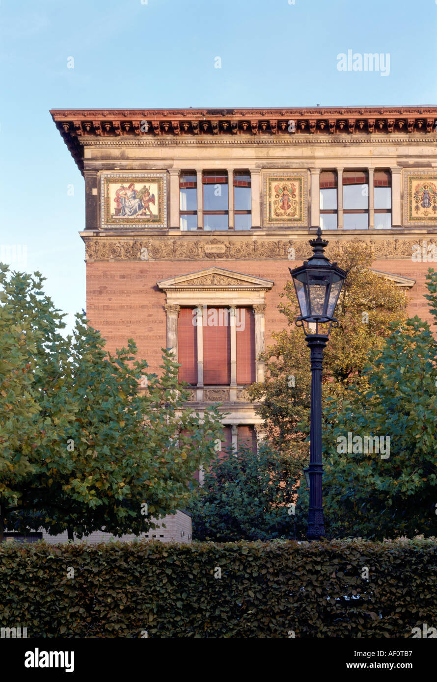 Berlin-Kreuzberg, Martin Gropius Bau, Martin Gropius Bau, Blick von ...