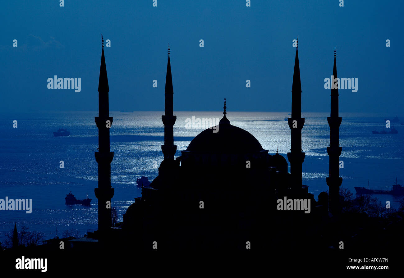 Blue Mosque at night, Istanbul Turkey Stock Photo - Alamy