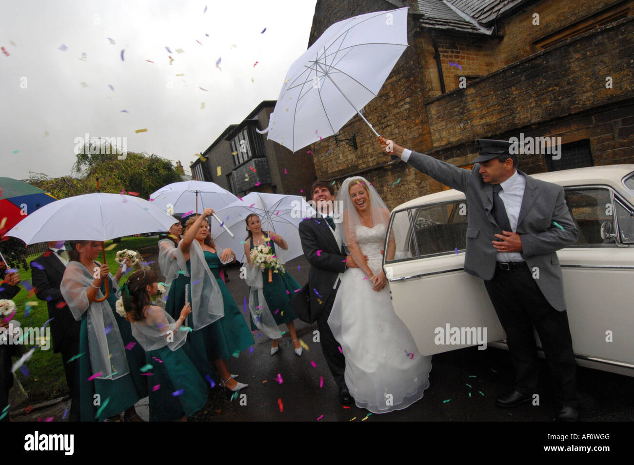 Wedding day, bad weather, rain Stock Photo - Alamy