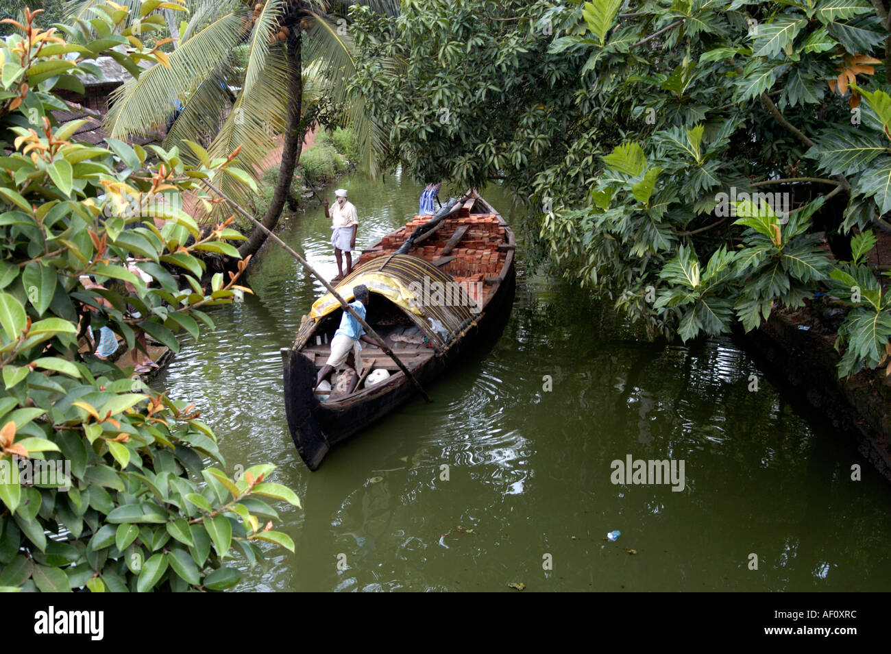 Kuttanad waterways hi-res stock photography and images - Alamy