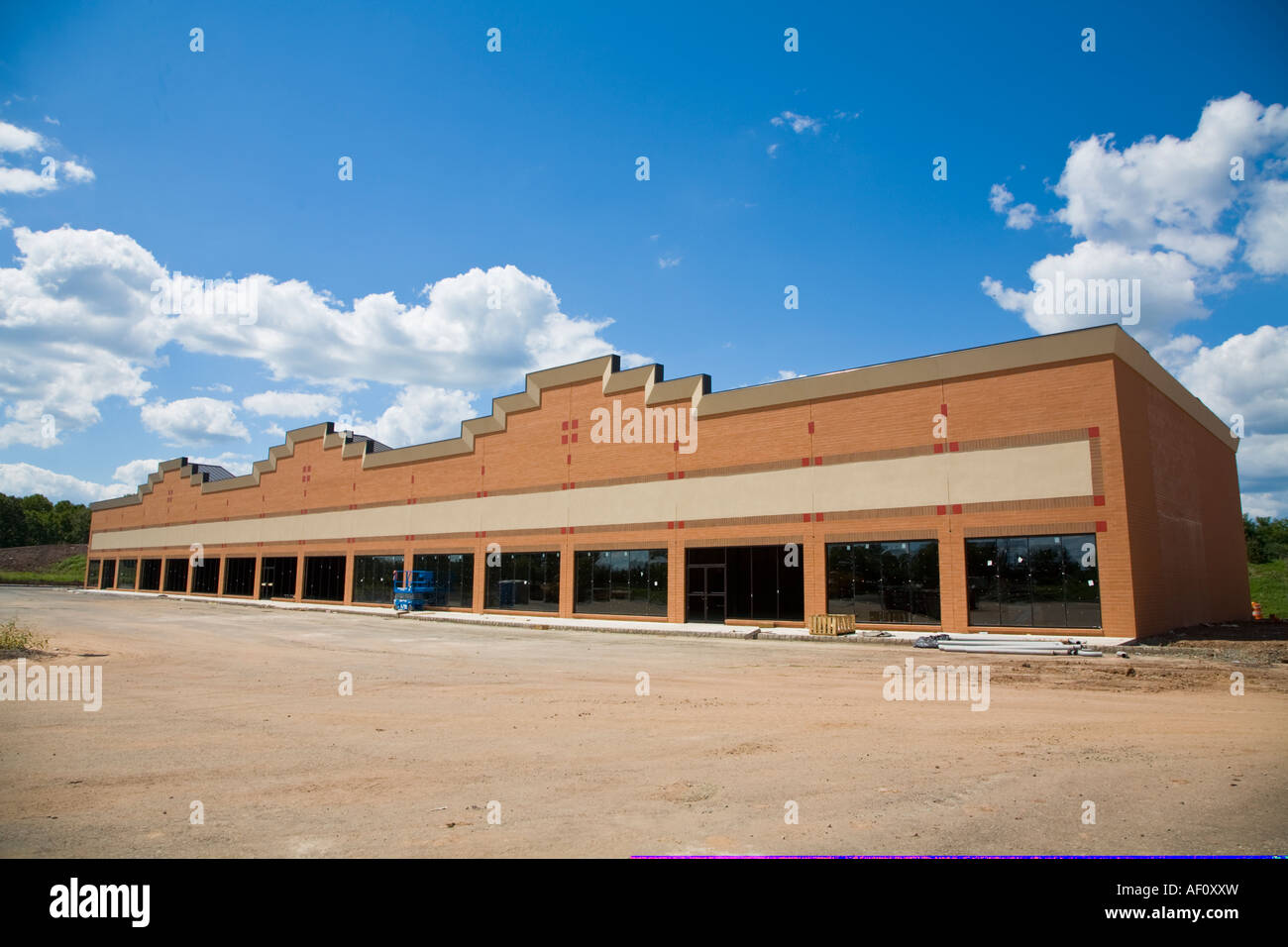 New Shopping Mall under Construction Stock Photo - Alamy