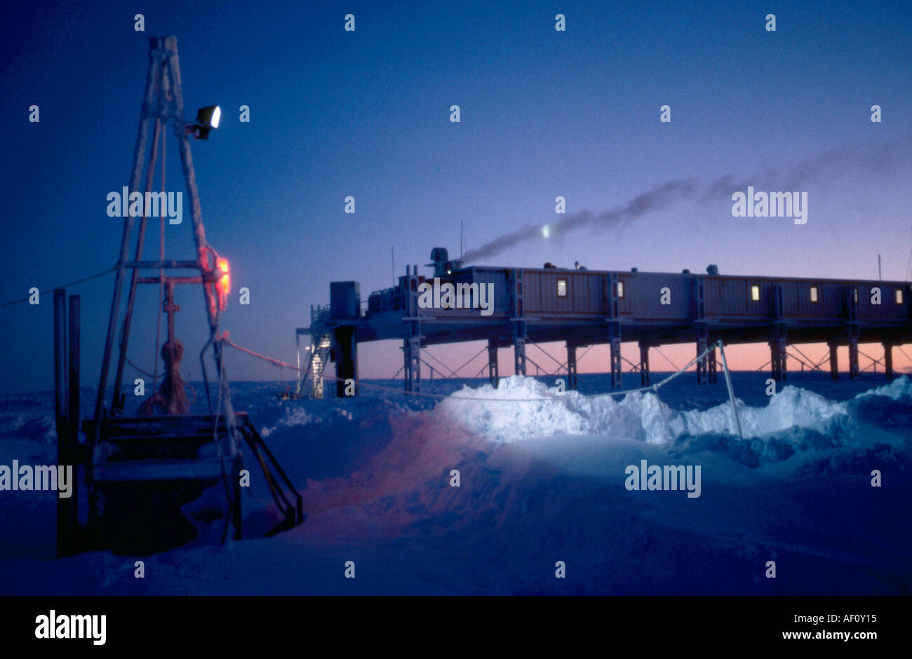 Early spring light over the Laws Platform at Halley Bay, Antarctica ...