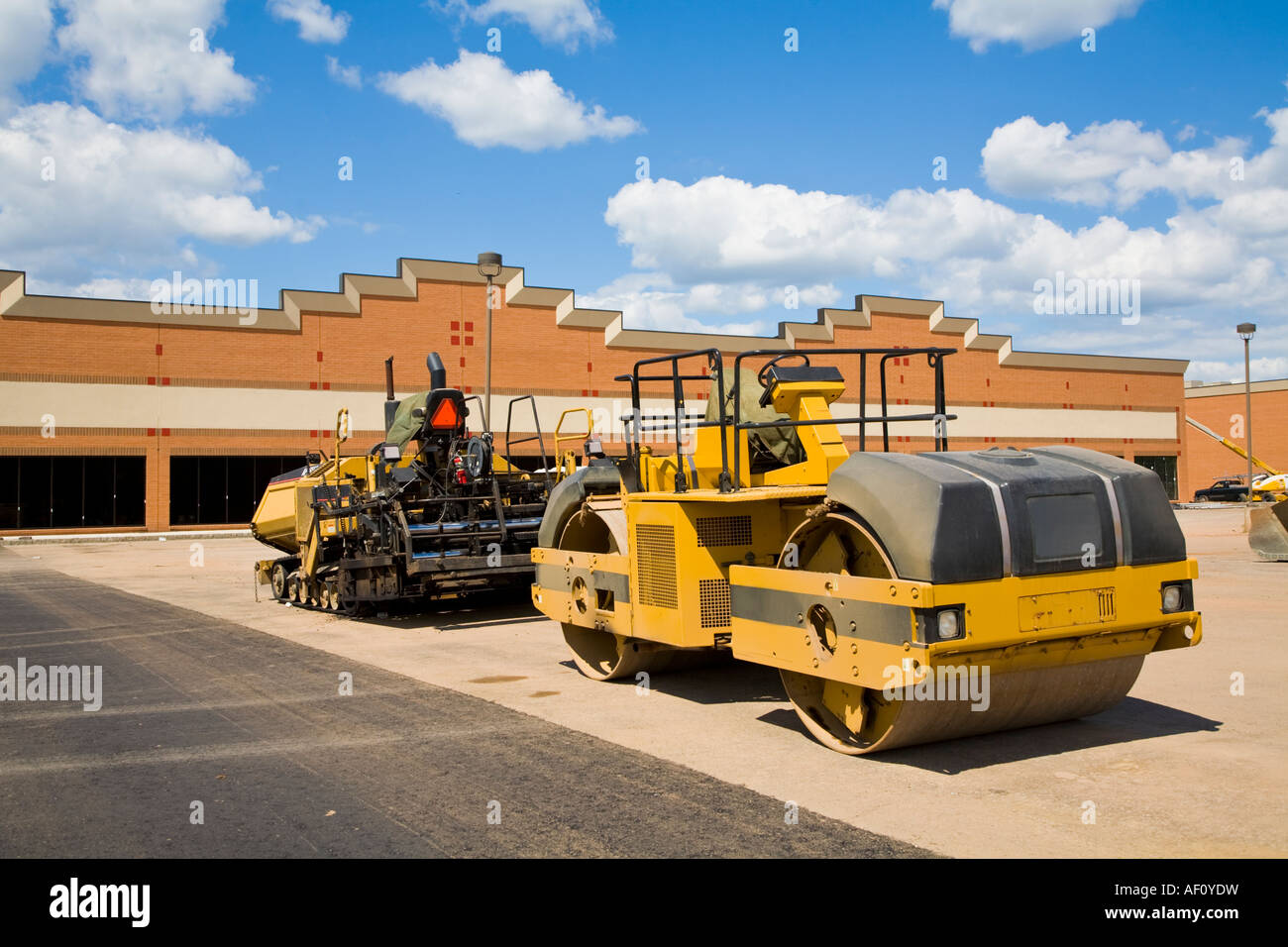 New Shopping Mall under Construction Stock Photo - Alamy