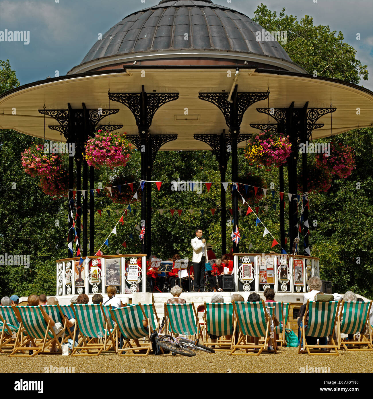 Southwark park se16 hi-res stock photography and images - Alamy