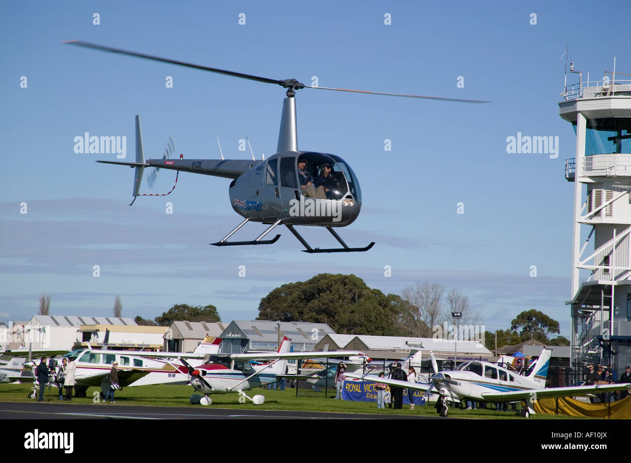 helicopter R44 flying Stock Photo - Alamy