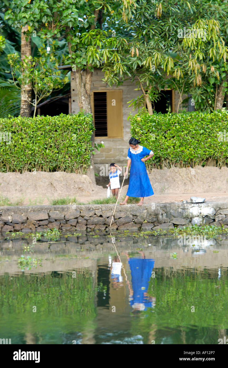 Houses in backwaters hi-res stock photography and images - Alamy
