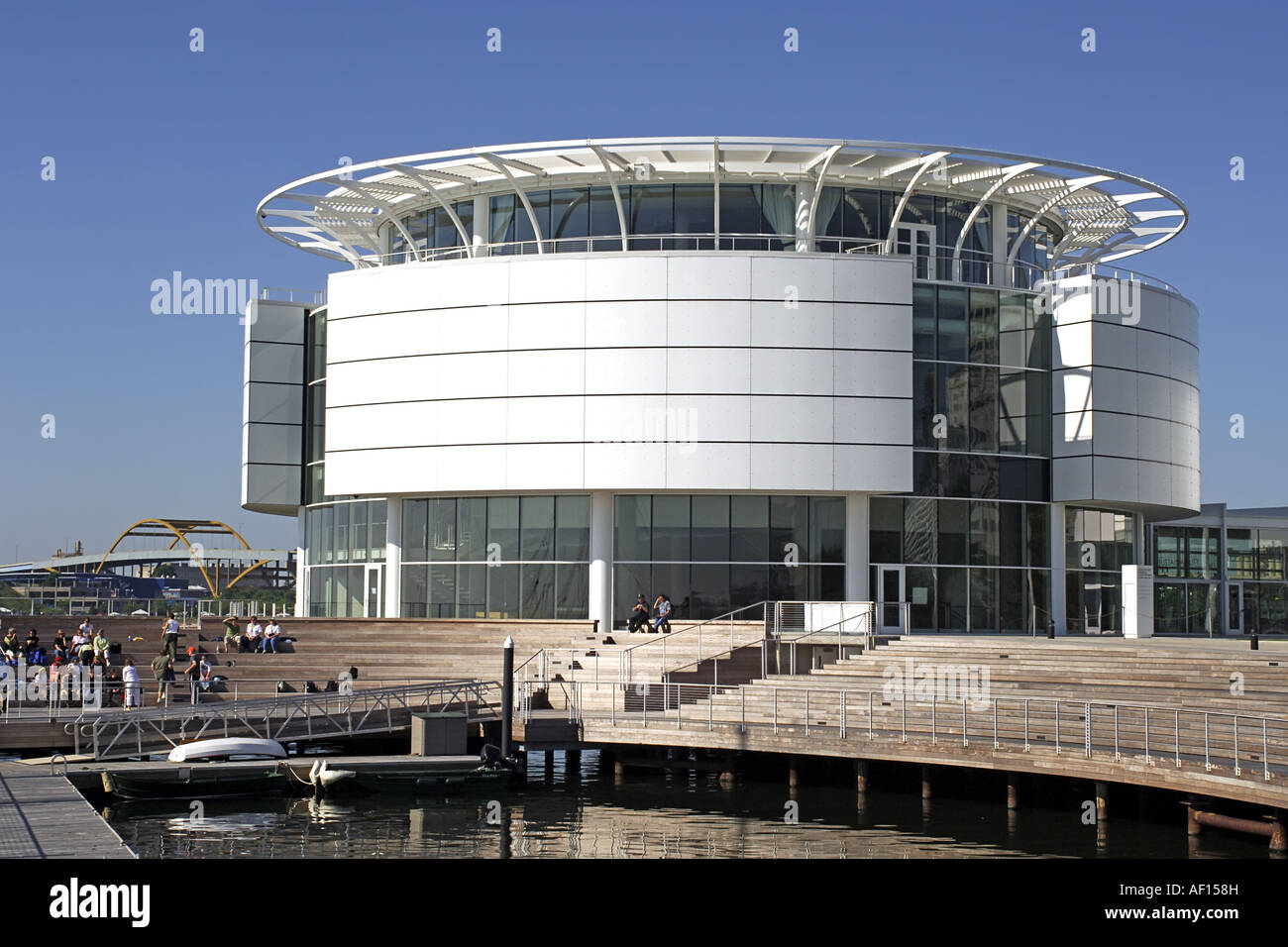 Discovery world exhibits hi-res stock photography and images - Alamy