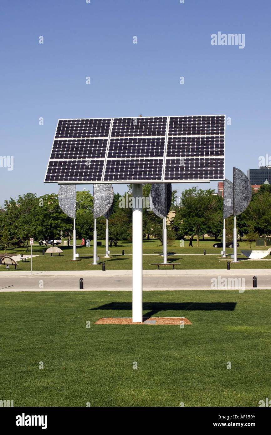 Rotating panels hi-res stock photography and images - Alamy