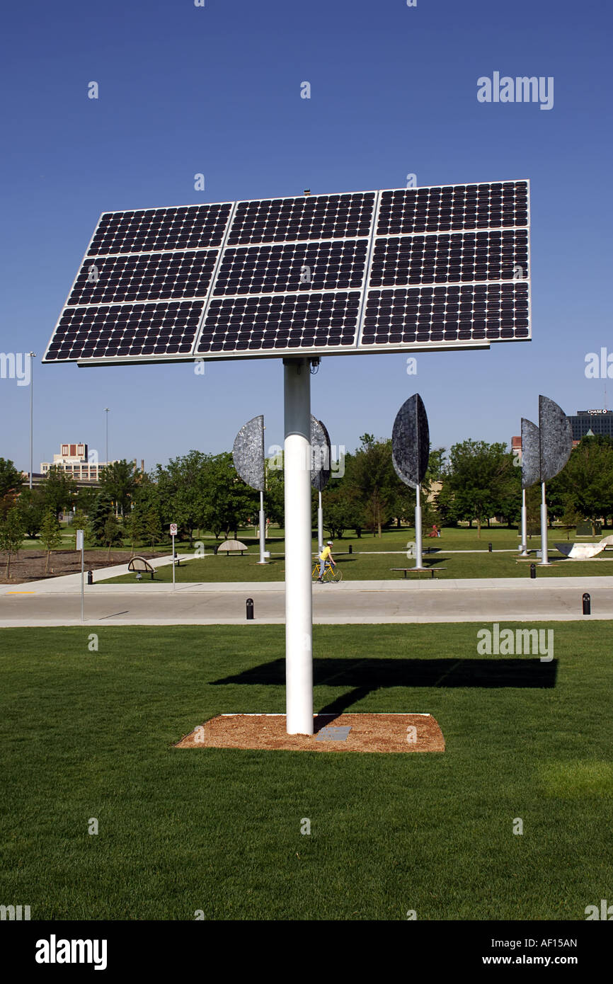 Rotating panels hi-res stock photography and images - Alamy
