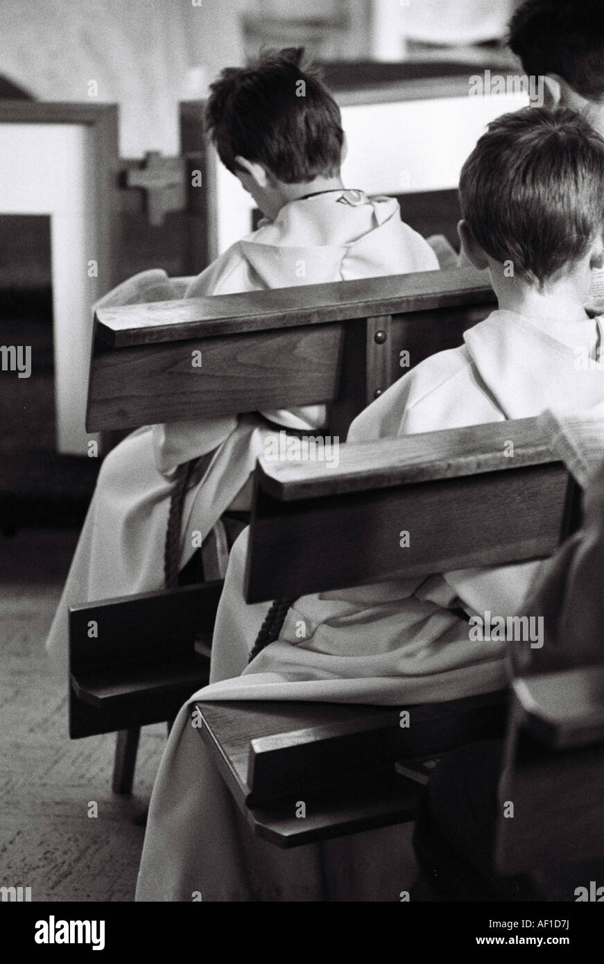 Altar boy hi-res stock photography and images - Alamy