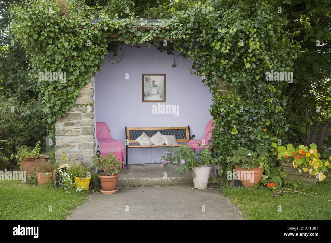 A rural eccentric bus stop in Cornwall Stock Photo - Alamy